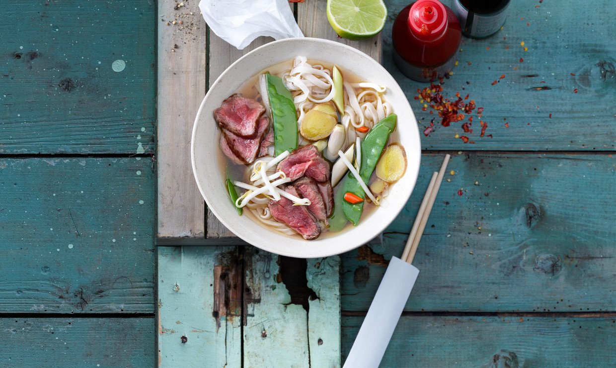 Pho – vietnamesische Nudelsuppe mit Rindfleisch - Schweizer Fleisch